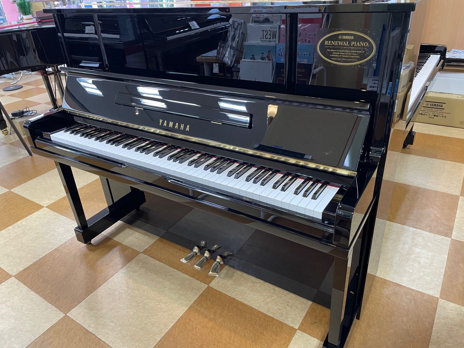 【藤が丘店】ヤマハリニューアルピアノUX10BL・UX300入荷しました♪ - 日響楽器
